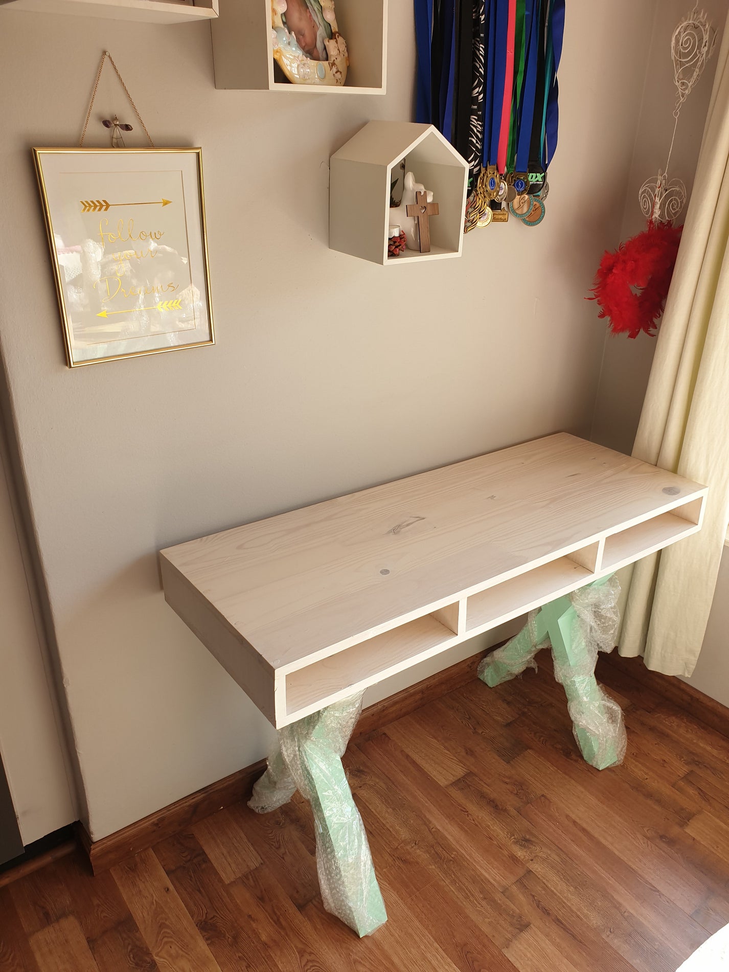 Classic X-Leg Desk – Young at H-art Interiors